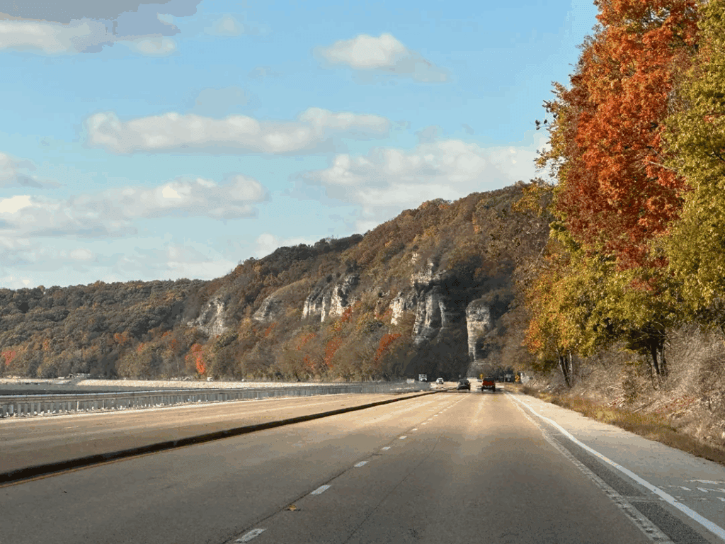 10 Best Fall Midwest Road Trip Adventures That Will Dazzle You - The ...